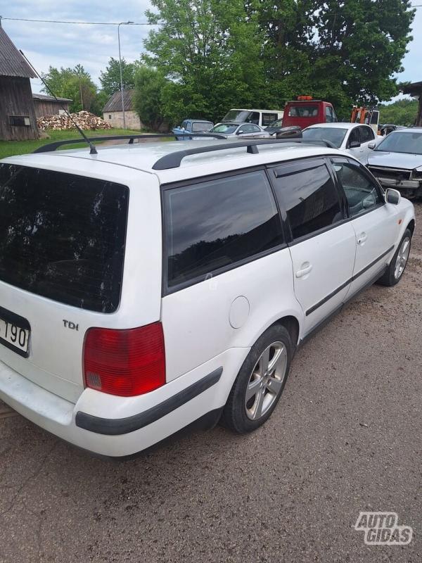 Volkswagen Passat 1998 Šilalė, ar dzinēja tilpumu 1.90 L un nobraukumu 470 tūkst. km par 1350 €, foto 4 vietnē AUTOMOTO.COM.LV
