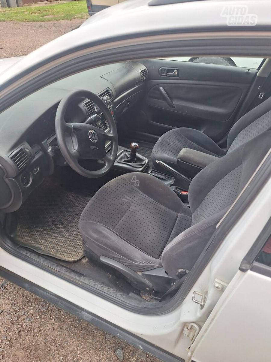 Volkswagen Passat 1998 in Silale, with an engine capacity of 1.90 L and mileage of 470 thousand km for 1350 €, photo 7 on AUTOMOTO.COM.LV