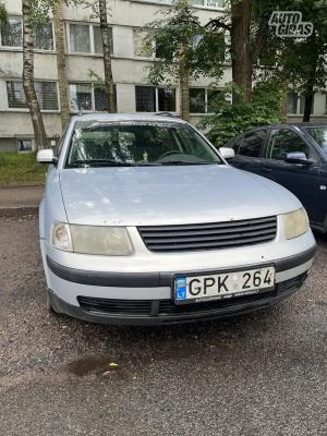 Volkswagen Passat 1998 Viļņa, ar dzinēja tilpumu 1.90 L un nobraukumu 480 tūkst. km par 350 €, foto  vietnē AUTOMOTO.COM.LV