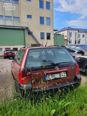 Volkswagen Passat 1998 in Utena, with an engine capacity of 1.80 L and mileage of 320 thousand km for 400 €, photo 6 on AUTOMOTO.COM.LV