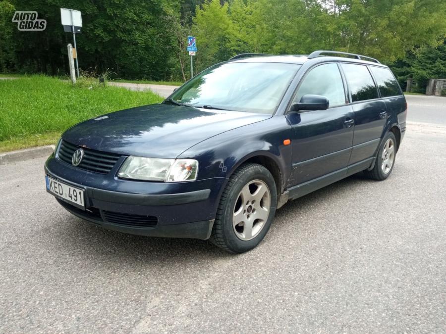 Volkswagen Passat 1998 in Vilnius, with an engine capacity of 1.90 L and mileage of 392 thousand km for 990 €, photo 1 on AUTOMOTO.COM.LV