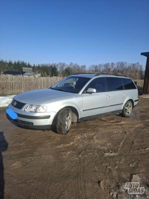 Volkswagen Passat 1999 Elektrėnai, ar dzinēja tilpumu 1.90 L un nobraukumu 335 tūkst. km par 990 €, foto  vietnē AUTOMOTO.COM.LV