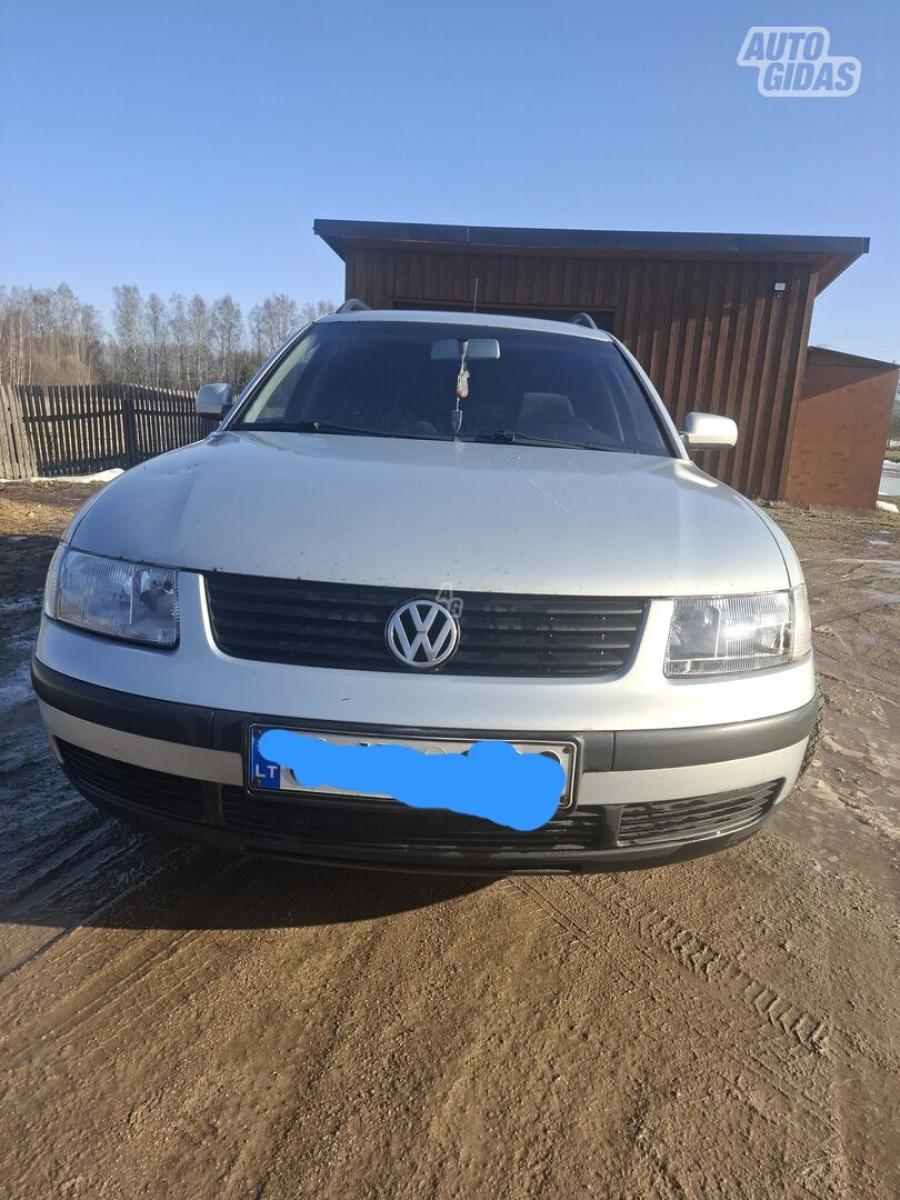 Volkswagen Passat 1999 in Elektrenai, with an engine capacity of 1.90 L and mileage of 335 thousand km for 990 €, photo 5 on AUTOMOTO.COM.LV