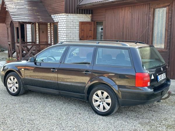 Volkswagen Passat 1999 Prienai, ar dzinēja tilpumu 1.90 L un nobraukumu 400 tūkst. km par 950 €, foto 4 vietnē AUTOMOTO.COM.LV