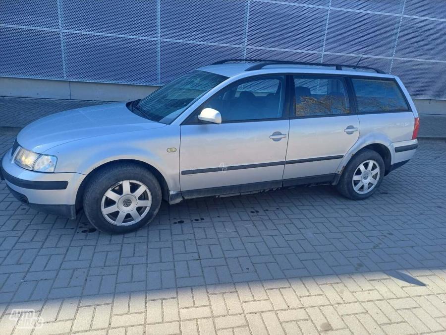Volkswagen Passat 1999 Marijampole, ar dzinēja tilpumu 1.90 L un nobraukumu 374 tūkst. km par 800 €, foto 4 vietnē AUTOMOTO.COM.LV