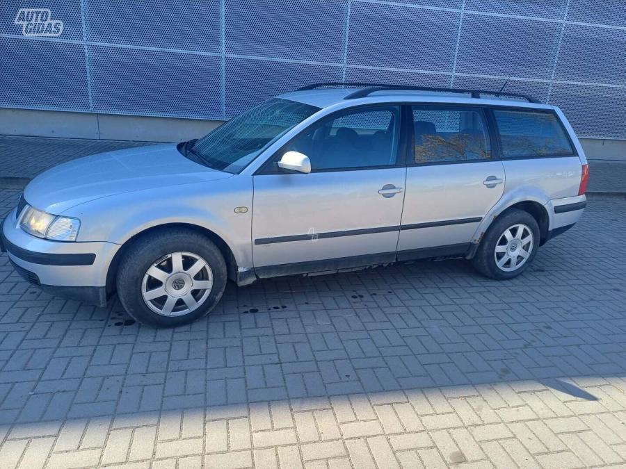 Volkswagen Passat 1999 Marijampole, ar dzinēja tilpumu 1.90 L un nobraukumu 374 tūkst. km par 750 €, foto 1 vietnē AUTOMOTO.COM.LV