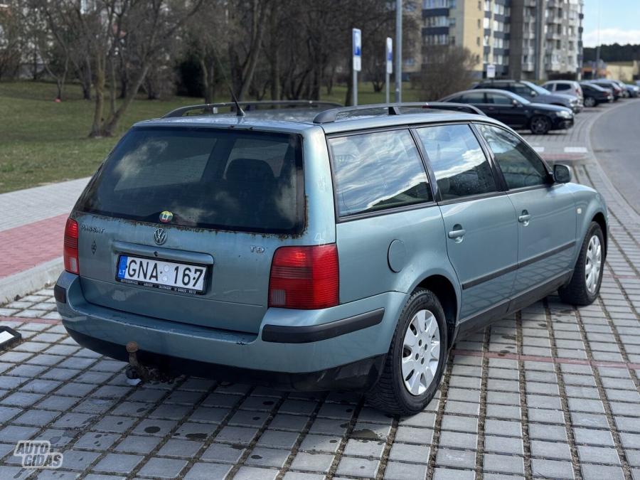 Volkswagen Passat 1999 in Ukmerge, with an engine capacity of 1.90 L and mileage of 410 thousand km for 680 €, photo 6 on AUTOMOTO.COM.LV