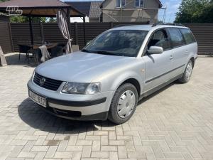 Volkswagen Passat 1999 Viļņa, ar dzinēja tilpumu 1.60 L un nobraukumu 400 tūkst. km par 999 €, foto  vietnē AUTOMOTO.COM.LV