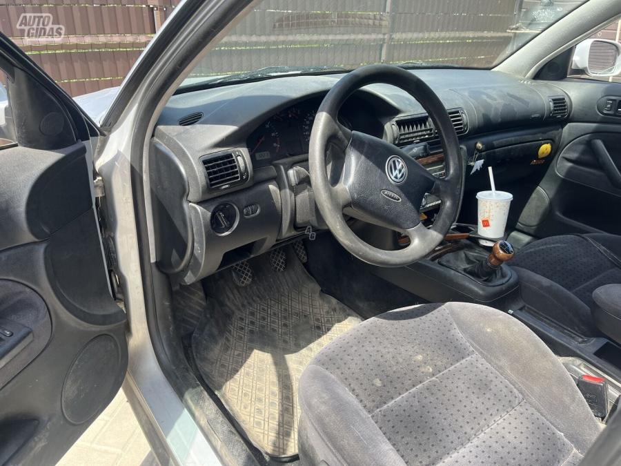 Volkswagen Passat 1999 Viļņa, ar dzinēja tilpumu 1.60 L un nobraukumu 400 tūkst. km par 999 €, foto 6 vietnē AUTOMOTO.COM.LV