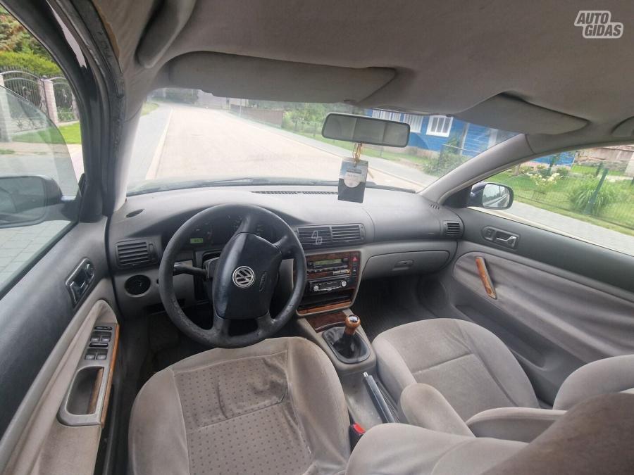 Volkswagen Passat 1999 Anykščiai, ar dzinēja tilpumu 1.90 L un nobraukumu 220 tūkst. km par 550 €, foto 8 vietnē AUTOMOTO.COM.LV