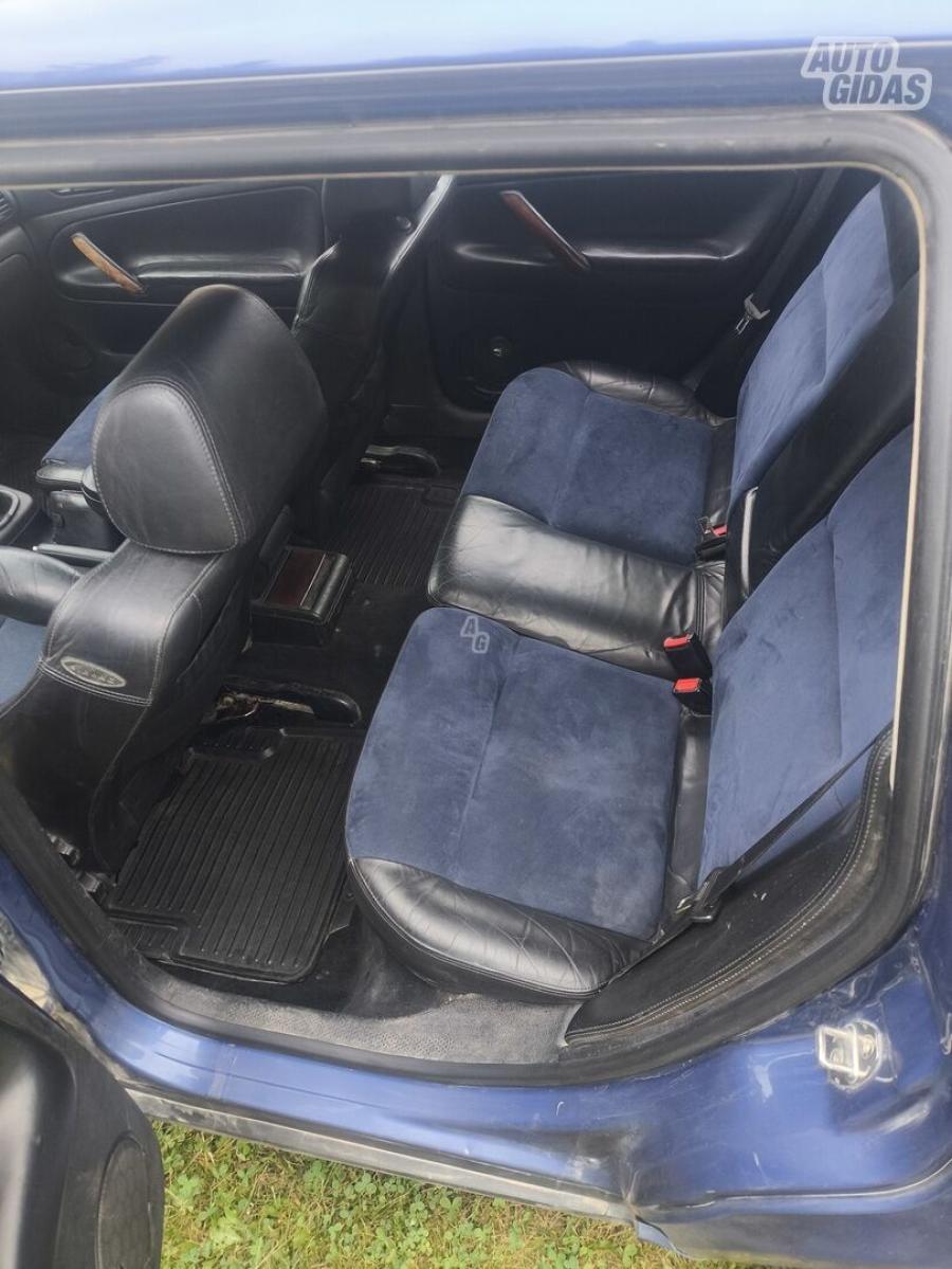 Volkswagen Passat 1999 Viļņa, ar dzinēja tilpumu 1.90 L un nobraukumu 420 tūkst. km par 1100 €, foto 12 vietnē AUTOMOTO.COM.LV