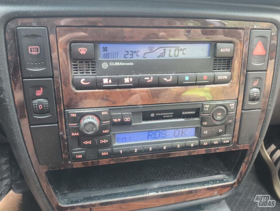 Volkswagen Passat 1999 in Vilnius, with an engine capacity of 1.90 L and mileage of 420 thousand km for 1100 €, photo 13 on AUTOMOTO.COM.LV
