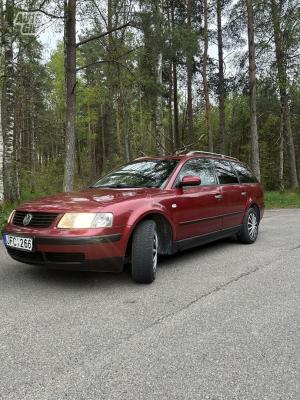 Volkswagen Passat 2000 in Klaipeda, with an engine capacity of 1.60 L and mileage of 228 thousand km for 1720 €, photo  on AUTOMOTO.COM.LV