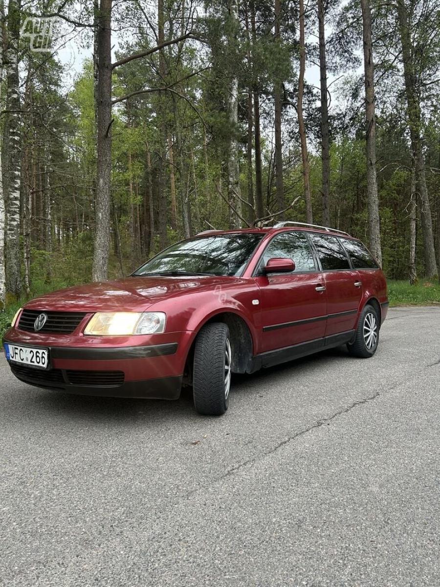 Volkswagen Passat 2000 in Klaipeda, with an engine capacity of 1.60 L and mileage of 228 thousand km for 1720 €, photo 1 on AUTOMOTO.COM.LV