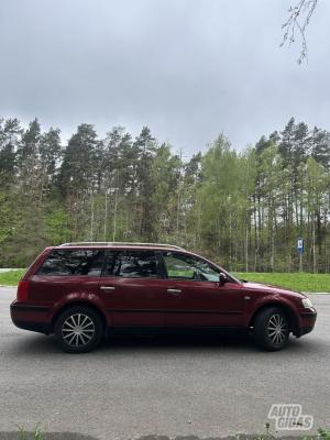 Volkswagen Passat 2000 in Klaipeda, with an engine capacity of 1.60 L and mileage of 228 thousand km for 1720 €, photo 8 on AUTOMOTO.COM.LV