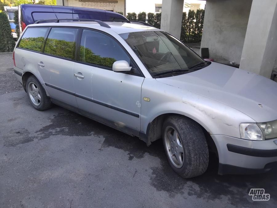 Volkswagen Passat 2000 Kauņa, ar dzinēja tilpumu 1.90 L un nobraukumu 485 tūkst. km par 600 €, foto 1 vietnē AUTOMOTO.COM.LV