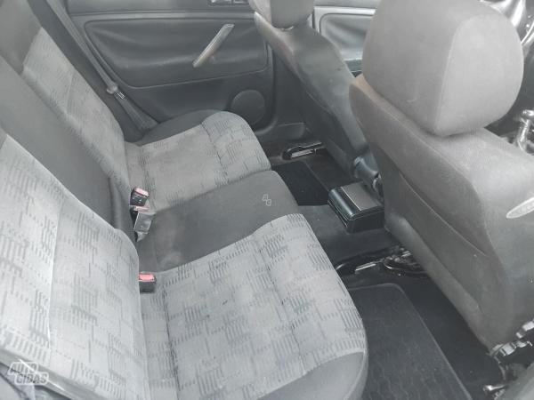 Volkswagen Passat 2000 in Kaunas, with an engine capacity of 1.90 L and mileage of 485 thousand km for 600 €, photo 4 on AUTOMOTO.COM.LV