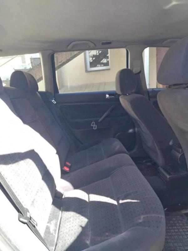 Volkswagen Passat 2000 in Kaunas, with an engine capacity of 1.90 L and mileage of 450 thousand km for 750 €, photo 6 on AUTOMOTO.COM.LV