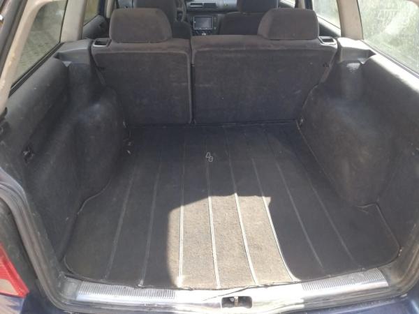 Volkswagen Passat 2000 in Kaunas, with an engine capacity of 1.90 L and mileage of 450 thousand km for 750 €, photo 9 on AUTOMOTO.COM.LV
