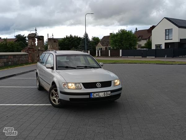Volkswagen Passat 2000 Kauņa, ar dzinēja tilpumu 1.90 L un nobraukumu 53 tūkst. km par 750 €, foto 1 vietnē AUTOMOTO.COM.LV