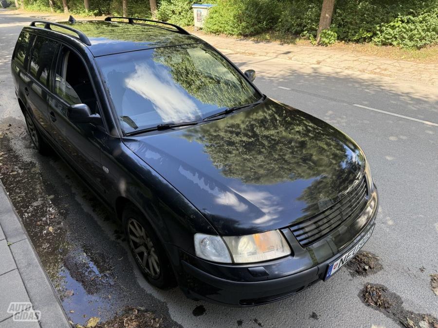 Volkswagen Passat 2000 Viļņa, ar dzinēja tilpumu 1.90 L un nobraukumu 400 tūkst. km par 950 €, foto 7 vietnē AUTOMOTO.COM.LV