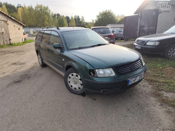 Volkswagen Passat 2000 Ignalina, ar dzinēja tilpumu 1.90 L un nobraukumu 35 tūkst. km par 220 €, foto 1 vietnē AUTOMOTO.COM.LV