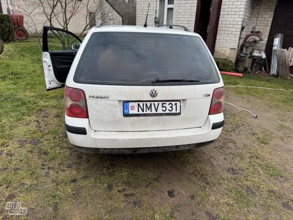 Volkswagen Passat 2001 in Klaipeda, with an engine capacity of 1.90 L and mileage of 240 thousand km for 1350 €, photo 4 on AUTOMOTO.COM.LV