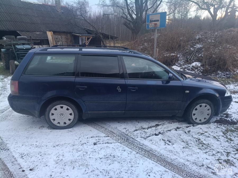 Volkswagen Passat 2001 in Panevezys, with an engine capacity of 1.90 L and mileage of 379 thousand km for 750 €, photo 17 on AUTOMOTO.COM.LV
