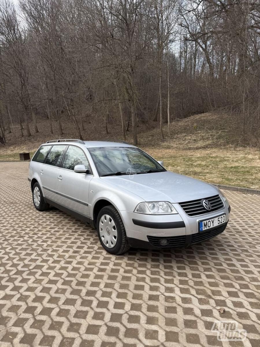 Volkswagen Passat 2001 Viļņa, ar dzinēja tilpumu 1.90 L un nobraukumu 387 tūkst. km par 950 €, foto 1 vietnē AUTOMOTO.COM.LV