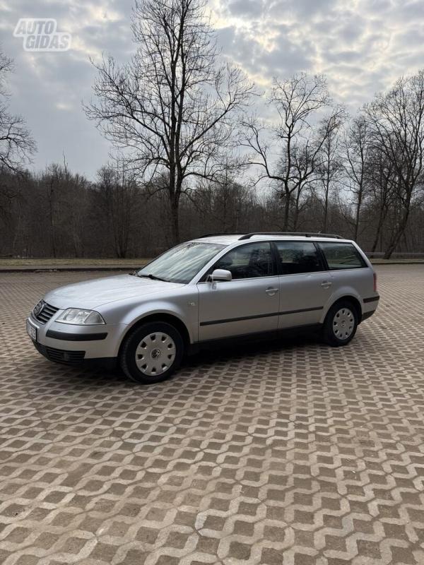 Volkswagen Passat 2001 in Vilnius, with an engine capacity of 1.90 L and mileage of 387 thousand km for 950 €, photo 4 on AUTOMOTO.COM.LV