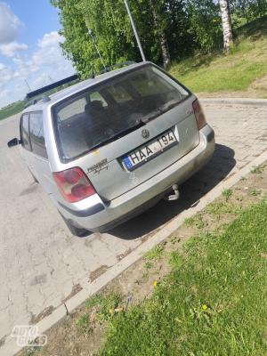 Volkswagen Passat 2001 Šakiai, ar dzinēja tilpumu 1.90 L un nobraukumu 397 tūkst. km par 950 €, foto  vietnē AUTOMOTO.COM.LV
