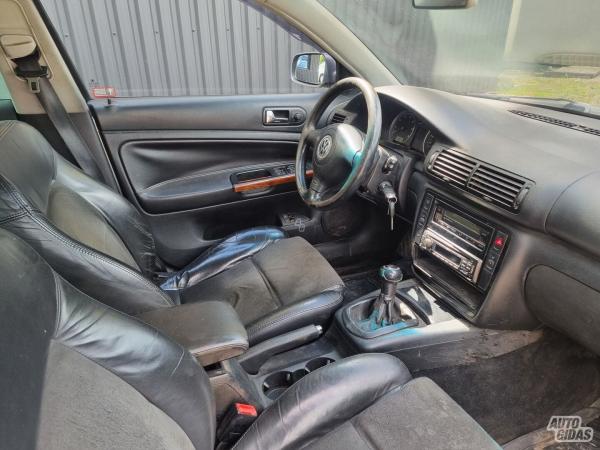 Volkswagen Passat 2001 in Kaunas, with an engine capacity of 1.80 L and mileage of 390 thousand km for 950 €, photo 5 on AUTOMOTO.COM.LV