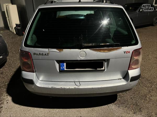 Volkswagen Passat 2001 in Vilnius, with an engine capacity of 1.90 L and mileage of 350 thousand km for 499 €, photo 4 on AUTOMOTO.COM.LV