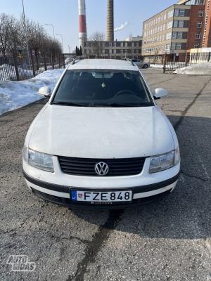 Volkswagen Passat 2002 Panevēža, ar dzinēja tilpumu 1.90 L un nobraukumu 300 tūkst. km par 500 €, foto  vietnē AUTOMOTO.COM.LV