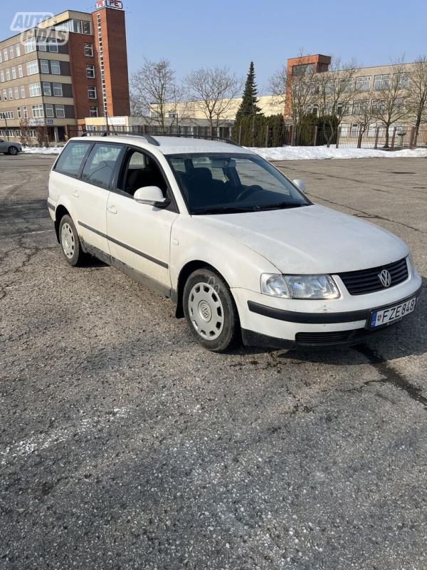 Volkswagen Passat 2002 Panevēža, ar dzinēja tilpumu 1.90 L un nobraukumu 300 tūkst. km par 500 €, foto 3 vietnē AUTOMOTO.COM.LV