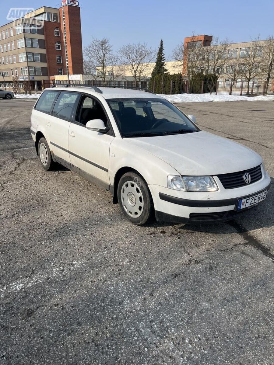 Volkswagen Passat 2002 Panevēža, ar dzinēja tilpumu 1.90 L un nobraukumu 300 tūkst. km par 500 €, foto 3 vietnē AUTOMOTO.COM.LV