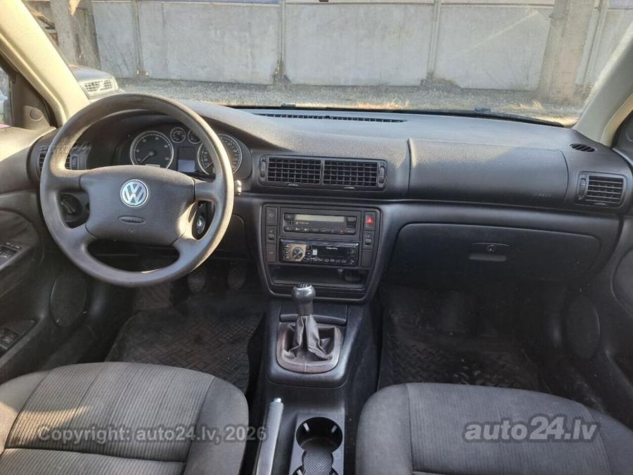 Volkswagen Passat 2002 in Tallinn, with an engine capacity of 1.90 L and mileage of 496 thousand km for 899 €, photo 5 on AUTOMOTO.COM.LV
