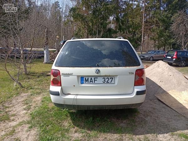 Фольксваген Пассат 2002 в Вильнюс, объемом двигателя 1.90 л и пробегом 300 тыс. км за 1050 €, фото 6 на AUTOMOTO.COM.LV