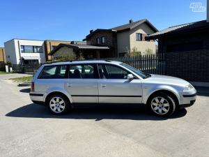 Volkswagen Passat 2002 in Kaunas, with an engine capacity of 1.90 L and mileage of 395 thousand km for 1800 €, photo 4 on AUTOMOTO.COM.LV