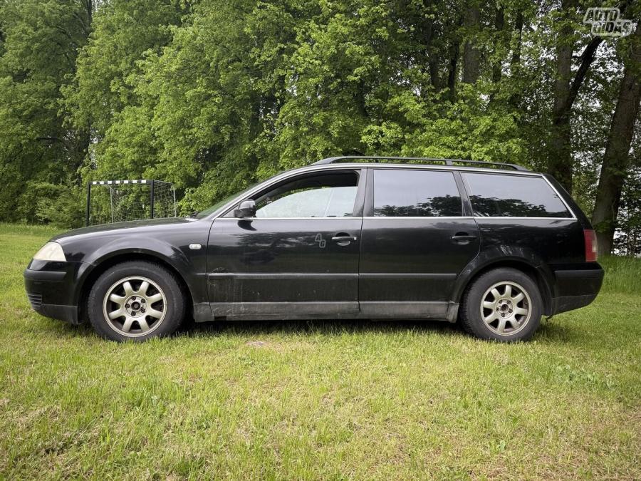 Volkswagen Passat 2002 in Vilnius, with an engine capacity of 1.90 L and mileage of 360 thousand km for 1050 €, photo 8 on AUTOMOTO.COM.LV