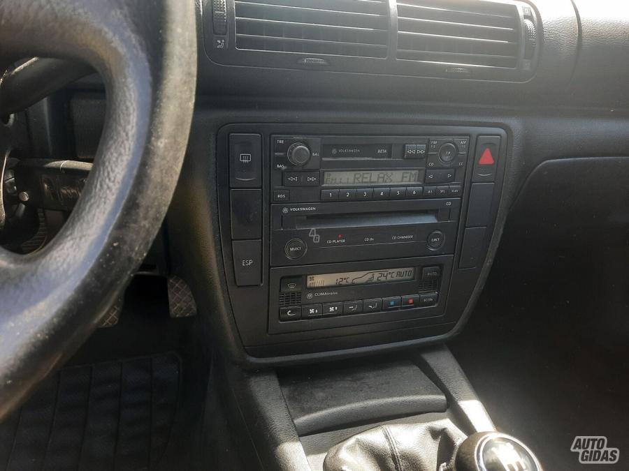 Volkswagen Passat 2002 in Ignalina, with an engine capacity of 1.90 L and mileage of 301 thousand km for 1650 €, photo 12 on AUTOMOTO.COM.LV