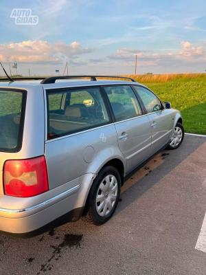 Volkswagen Passat 2002 in Kalvarija, with an engine capacity of 1.90 L and mileage of 350 thousand km for 1100 €, photo 3 on AUTOMOTO.COM.LV