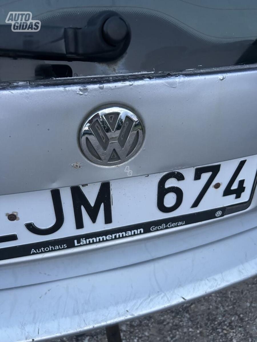 Volkswagen Passat 2002 in Prienai, with an engine capacity of 1.90 L and mileage of 369 thousand km for 1750 €, photo 7 on AUTOMOTO.COM.LV
