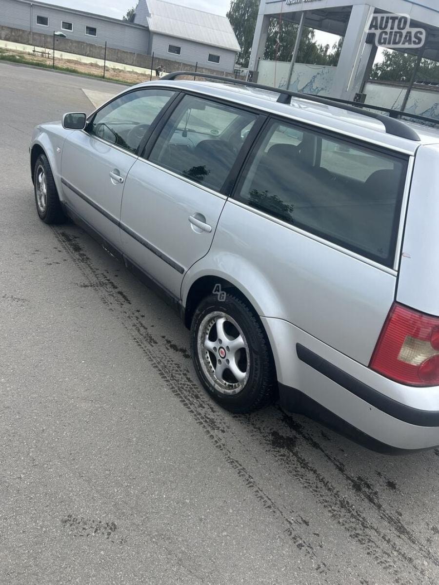 Volkswagen Passat 2002 in Prienai, with an engine capacity of 1.90 L and mileage of 369 thousand km for 1750 €, photo 10 on AUTOMOTO.COM.LV