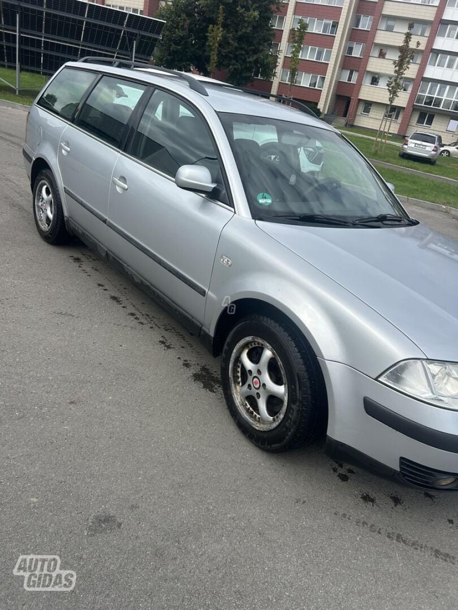 Volkswagen Passat 2002 in Prienai, with an engine capacity of 1.90 L and mileage of 369 thousand km for 1750 €, photo 11 on AUTOMOTO.COM.LV