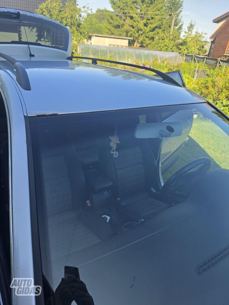 Volkswagen Passat 2002 Viļņa, ar dzinēja tilpumu 1.90 L un nobraukumu 304 tūkst. km par 1000 €, foto 12 vietnē AUTOMOTO.COM.LV