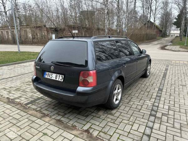 Volkswagen Passat 2003 in Kaunas, with an engine capacity of 1.90 L and mileage of 296 thousand km for 1250 €, photo 4 on AUTOMOTO.COM.LV