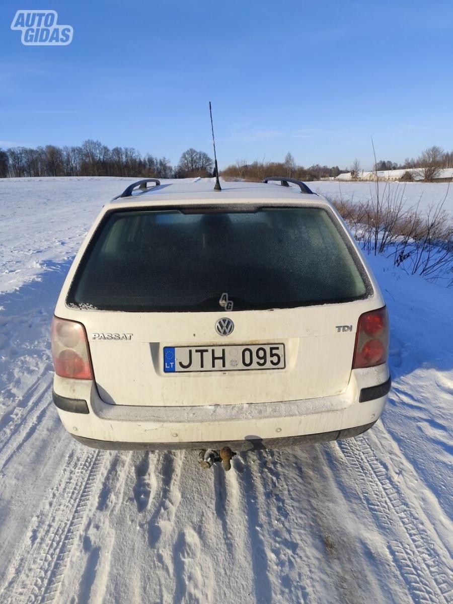 Volkswagen Passat 2003 in Kelme, with an engine capacity of 1.90 L and mileage of 400 thousand km for 1100 €, photo 5 on AUTOMOTO.COM.LV