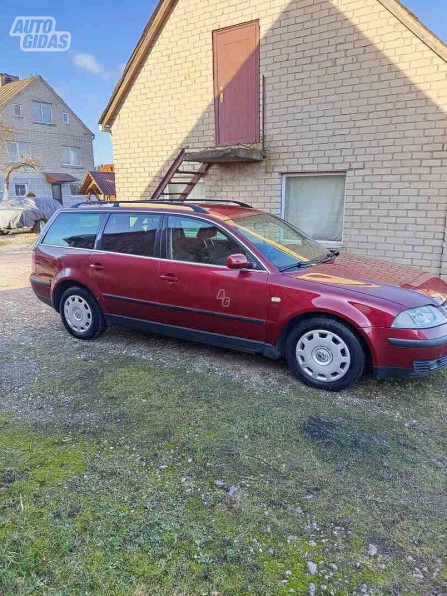 Volkswagen Passat 2003 in Sakiai, with an engine capacity of 1.90 L and mileage of 330 thousand km for 1450 €, photo 4 on AUTOMOTO.COM.LV