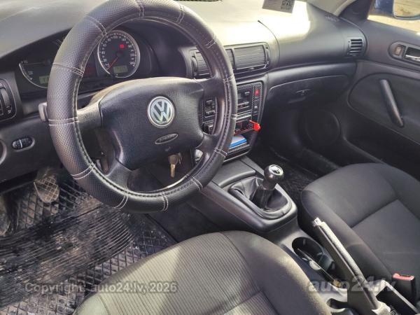 Volkswagen Passat 2003 Tallina, ar dzinēja tilpumu 1.90 L un nobraukumu 280 tūkst. km par 2300 €, foto 8 vietnē AUTOMOTO.COM.LV